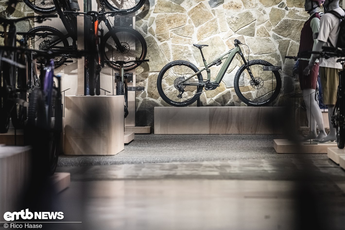 CUBE E-Bike 2025 – Neuheiten, alle Infos und Preise Cube E-Bikes