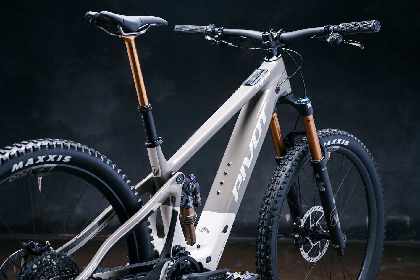 Pivot Shuttle SL/AM: Neues All-Mountain-Leichtgewicht