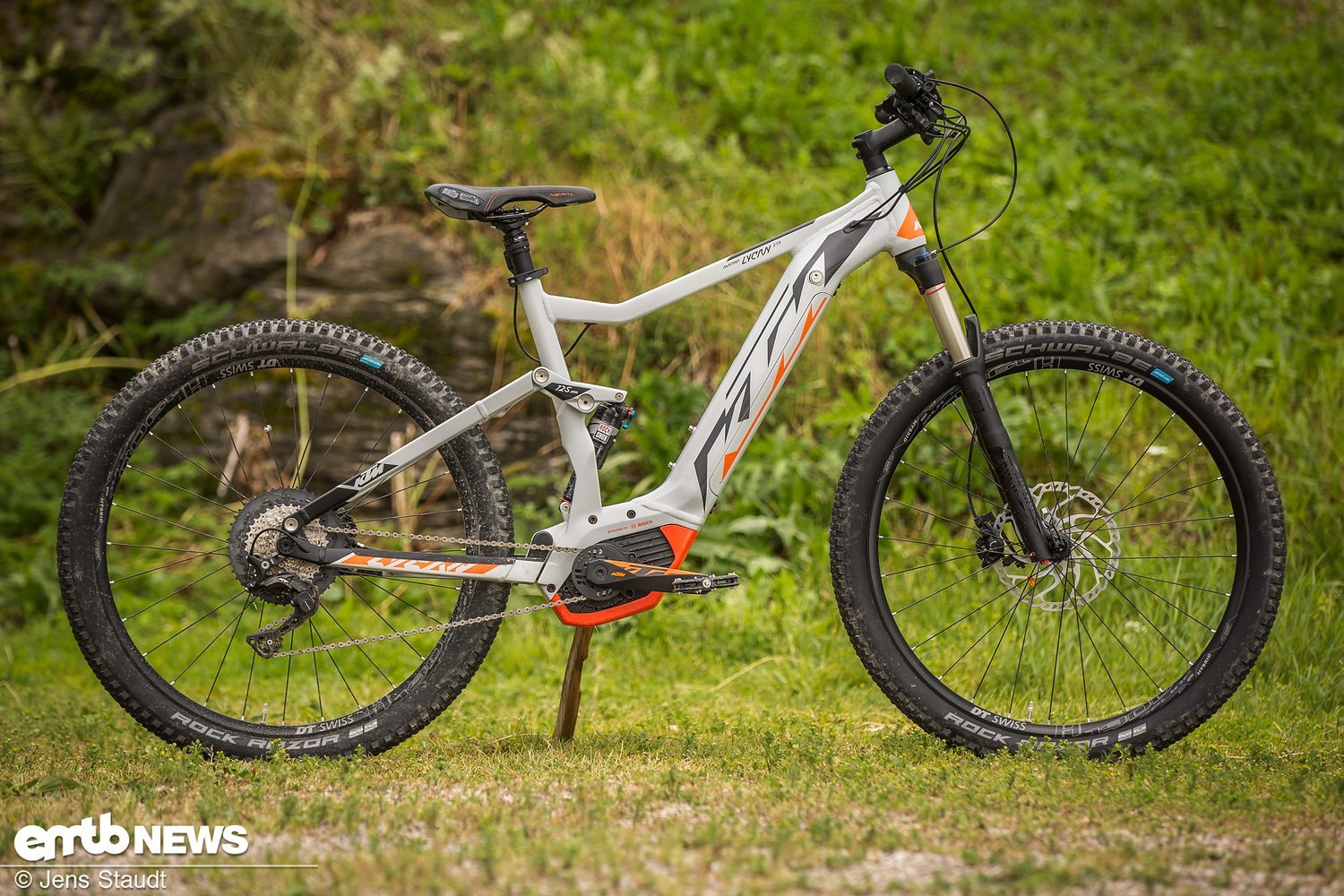 KTM E-MTB 2018: E-Bikes mit integrierten Akkus und cleaner Optik