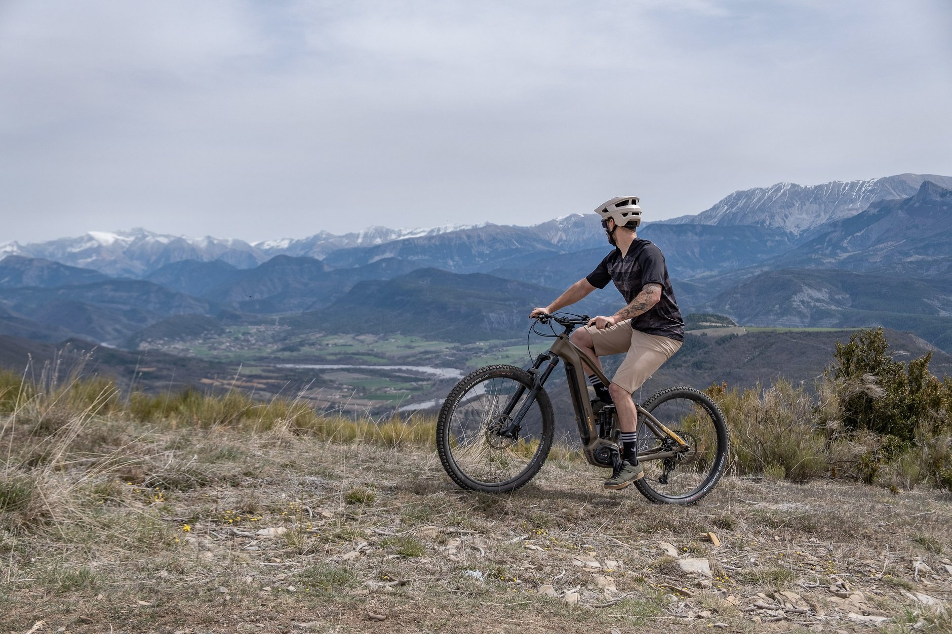 Neue Decathlon Stilus E-MTB : Was taugen die Fullys vom Discounter? – eMTB-News.de