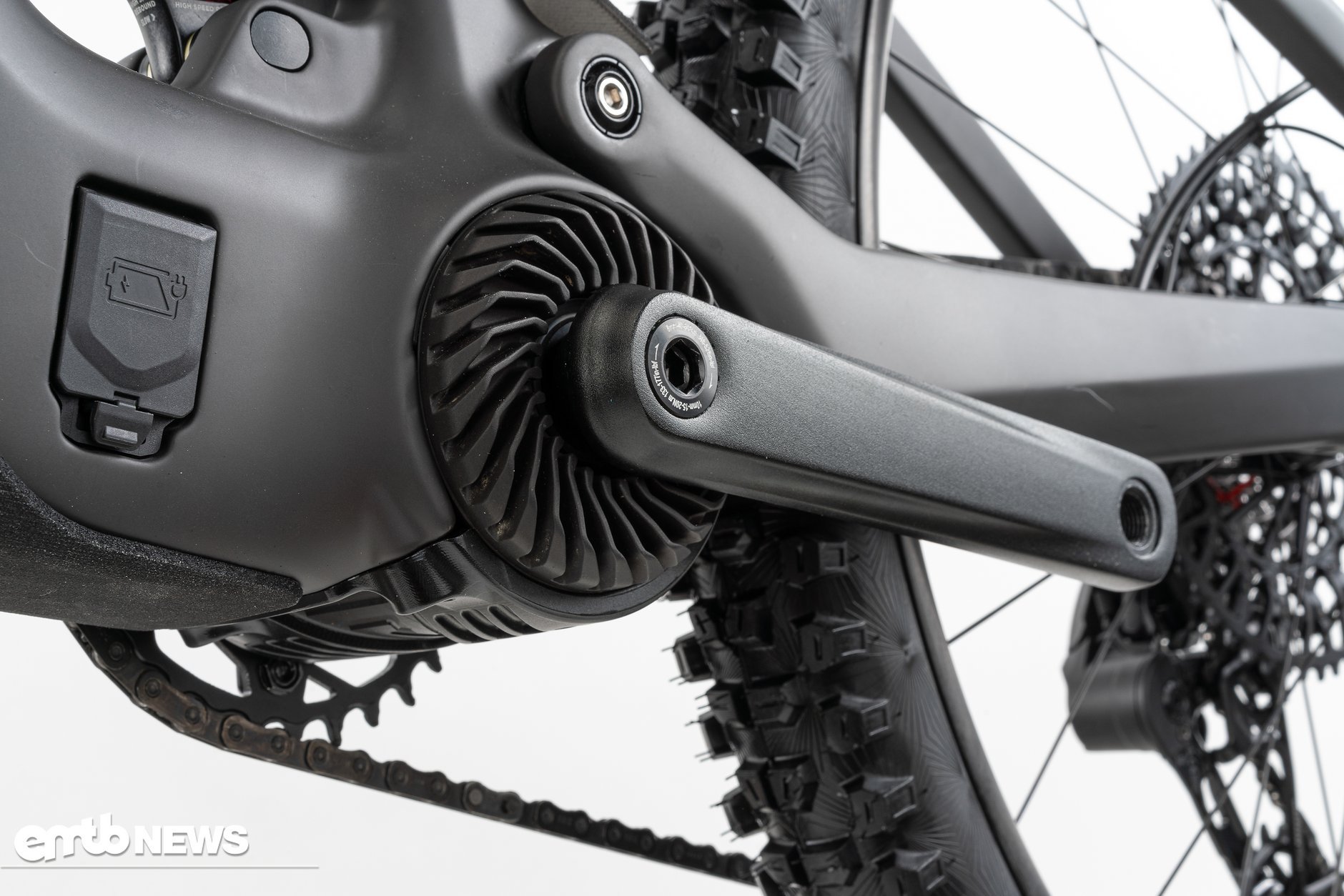 Raymon Tarok – E-Bike Neuheit 2025: Neues E-MTB mit ZF CentriX Mittelmotor – eMTB-News.de