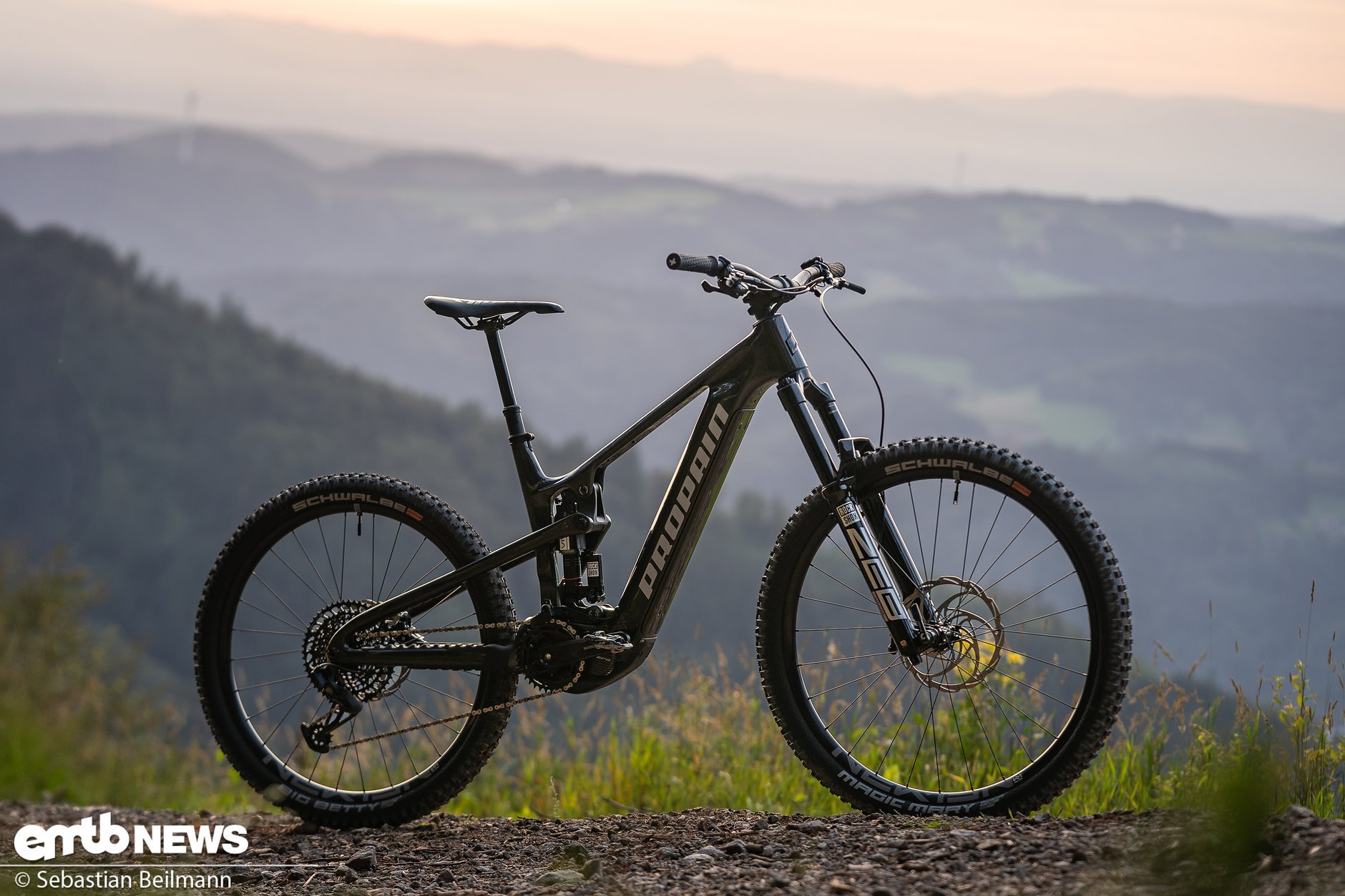 Propain Sresh CF im Test: E-Trailbike mit Bock auf Vollgas – eMTB-News.de