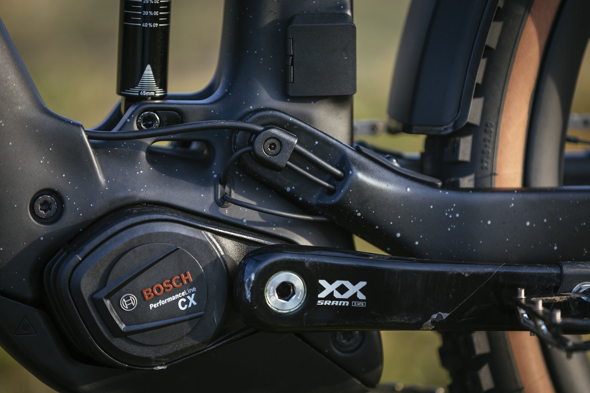 Neues Trek Rail E-MTB 2025: Erstmals mit Mullet und neuem Bosch CX ...