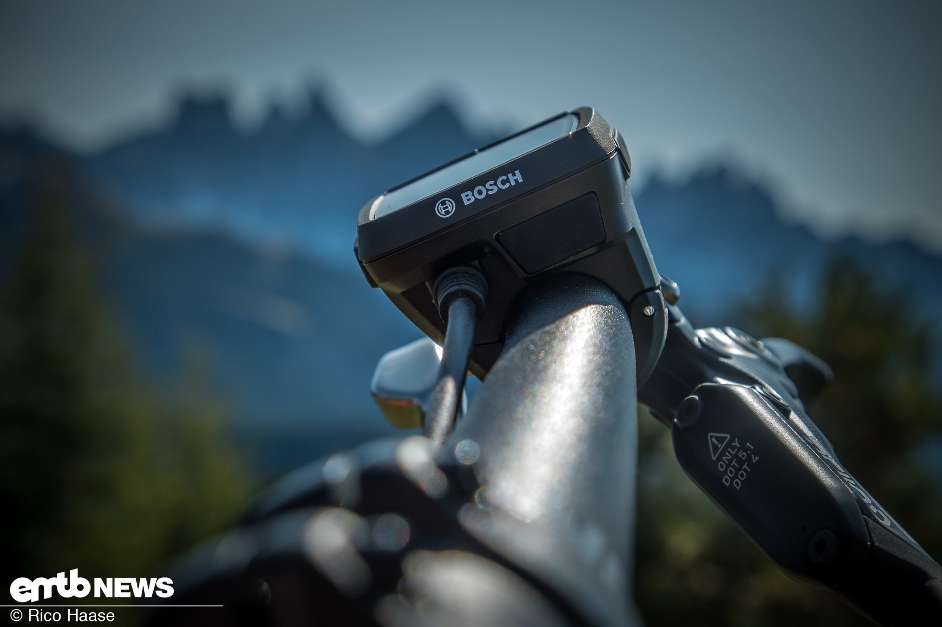 Trek Powerfly 9 LT Plus im Test: In Signalfarbe über den Trail – eMTB ...