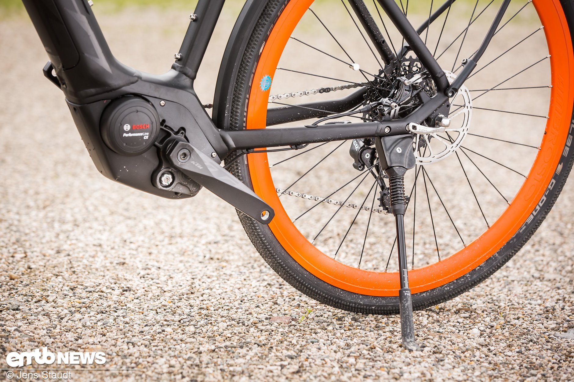 KTM E-MTB 2018: E-Bikes mit integrierten Akkus und cleaner Optik