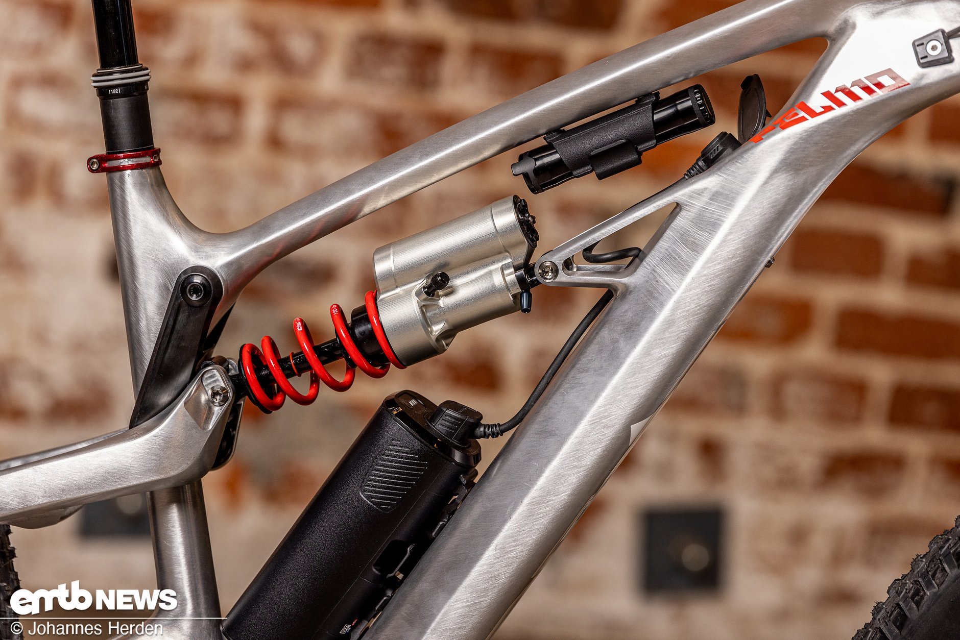 Alutech ePelmo – E-Bike Neuheit 2025: 17,9 kg leicht – Alutech Light-E ...