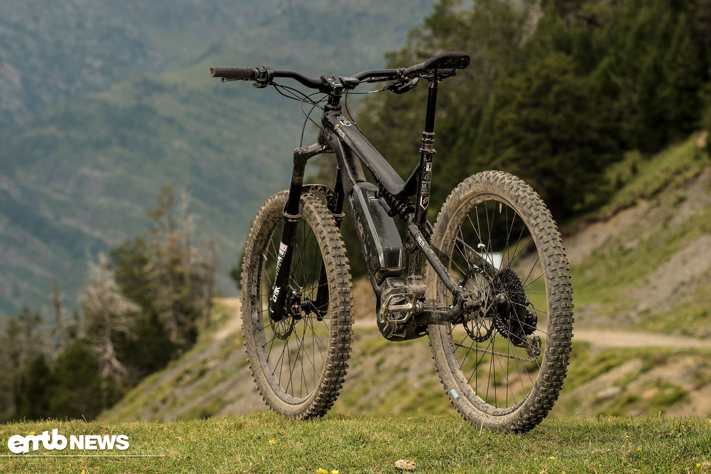 Ein E-Bike für Alles?: Commençal Meta Power im Test – eMTB-News.de
