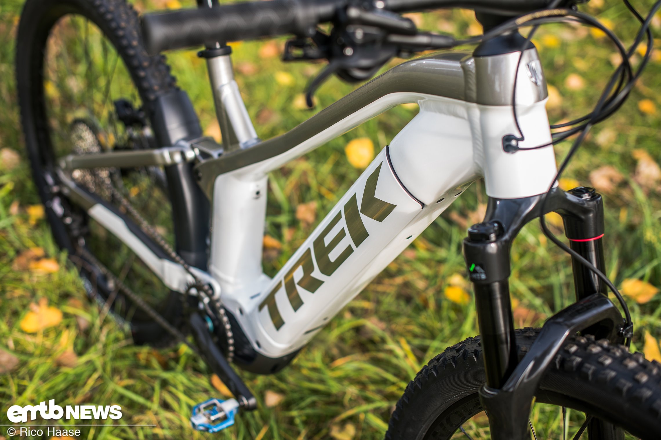 Trek Powerfly FS 7 im Test: Innovativer Allrounder für die entspannte ...