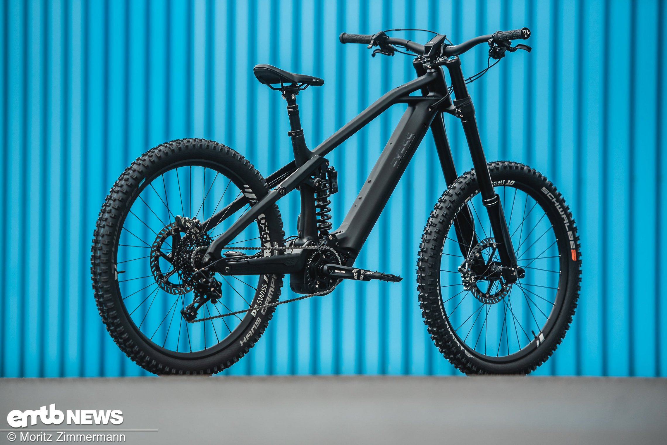 BikeStage 2021 – Exess: Alles zum brachialen E-Downhiller Exess E-Cross ...