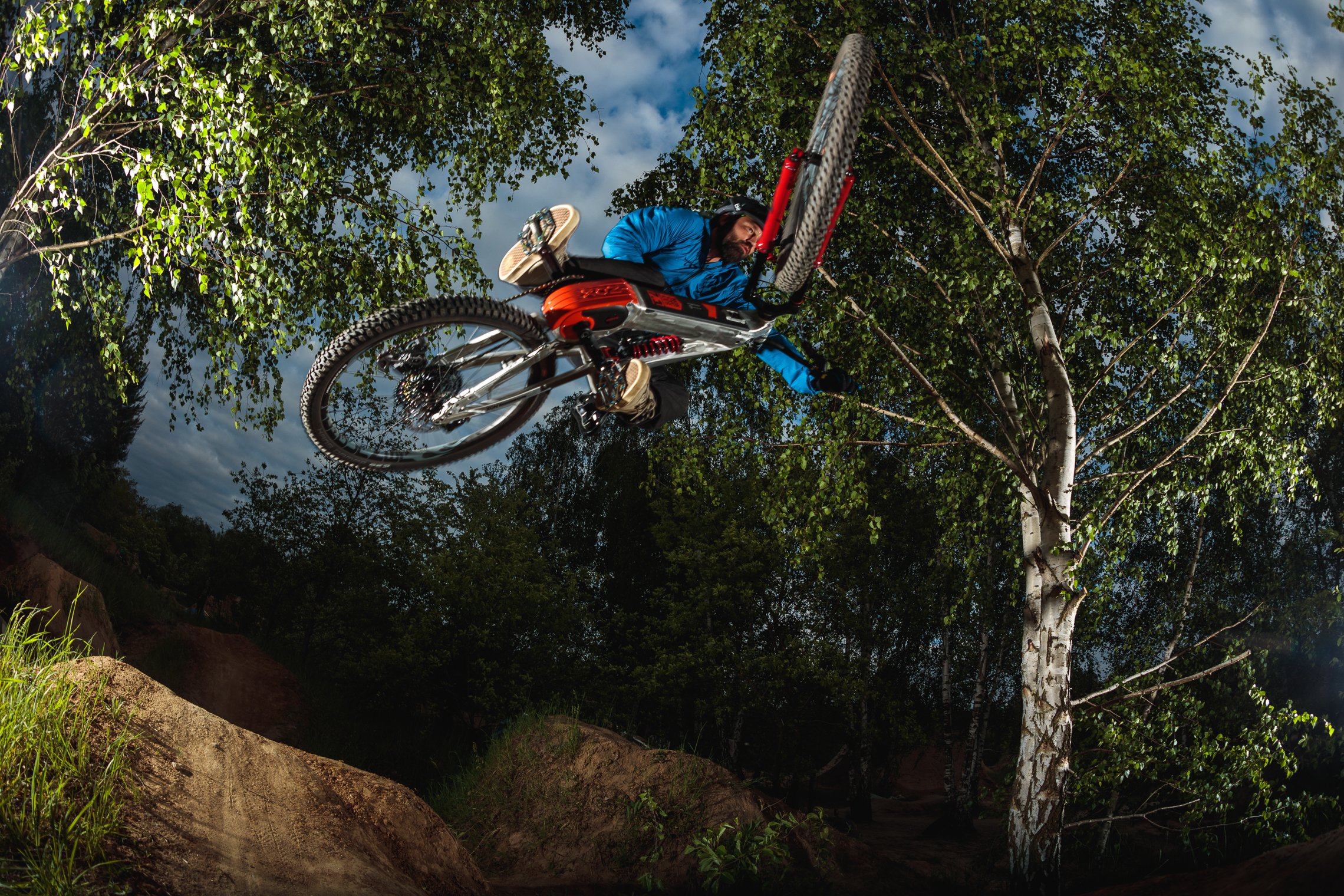 Timo Pritzel fährt Nox Cycles: Der deutsche Freeride-Pionier fährt E ...