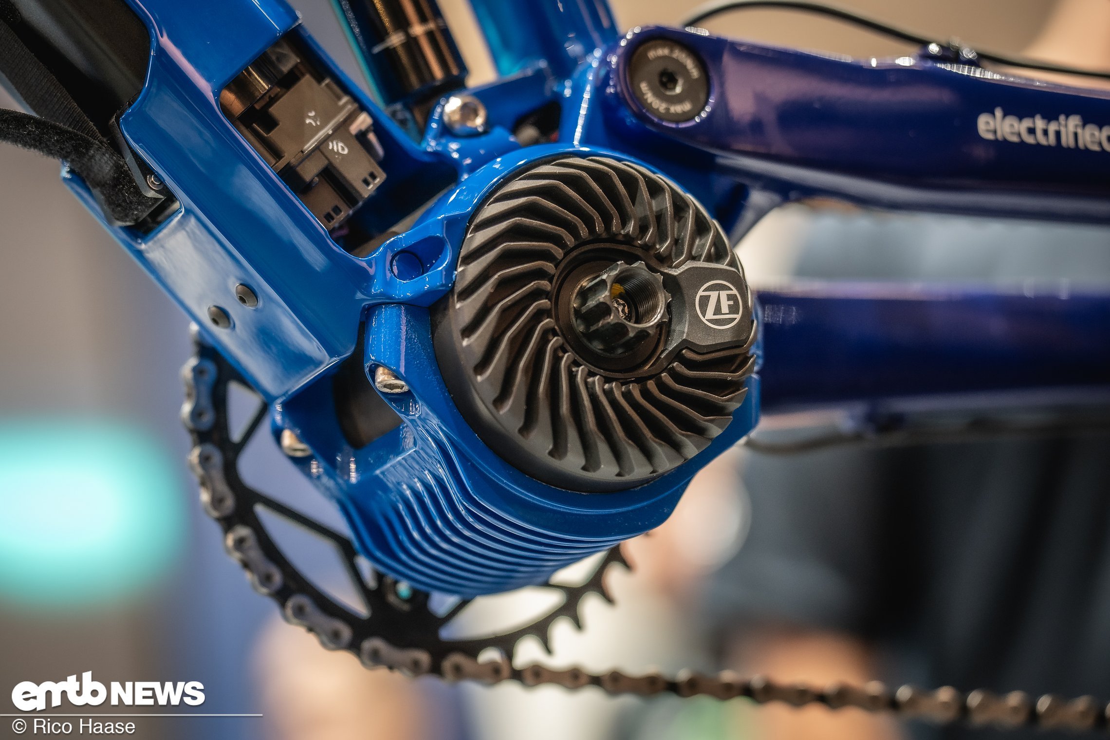 Eurobike 2024 – neuer ZF CentriX Motor: 90 Nm Kraftpaket mit Automotive ...
