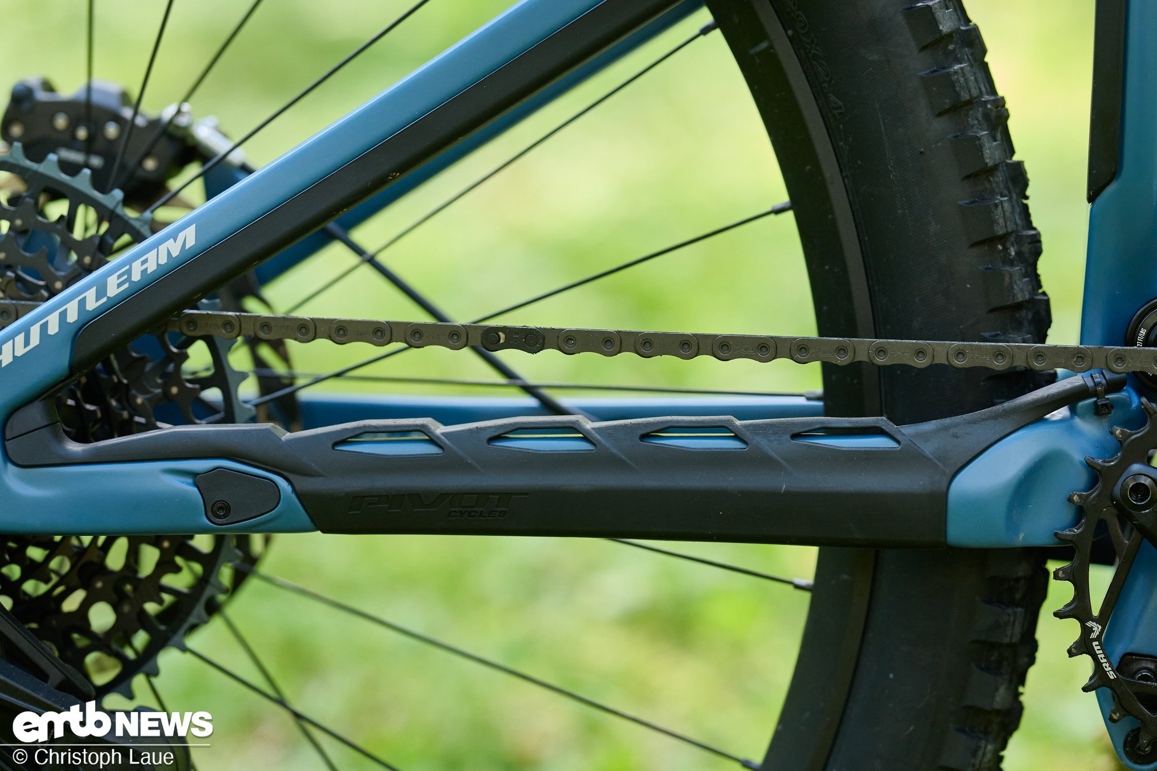 Pivot Shuttle AM 2026 E-Bike – Test: Allround-Racer mit Bosch CX-R ...