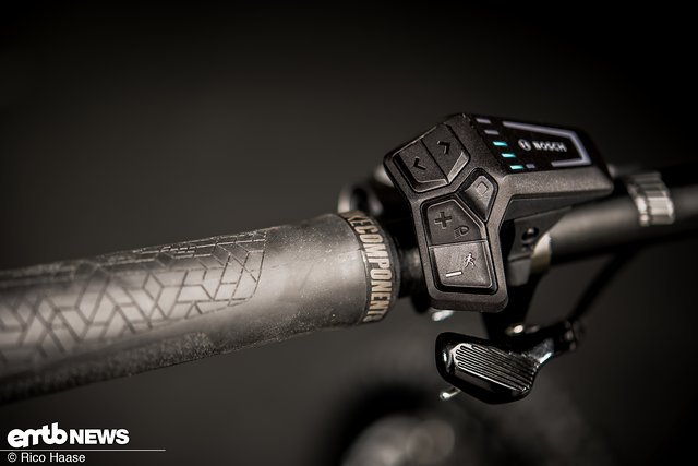 Foto: Die neue Bosch LED-Remote ist kompakt, formschön…